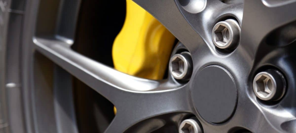 Types of Car Wheel Damage - Colors On Parade | A Body Shop Alternative